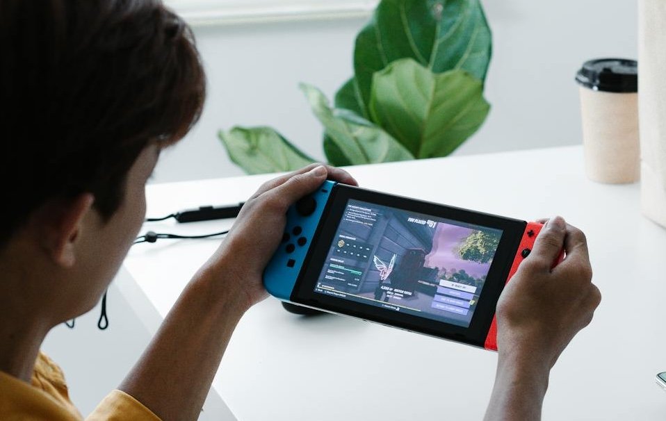 Nintendo Switch OLED vs Nintendo Switch Lite: Hvilken skal du velge?