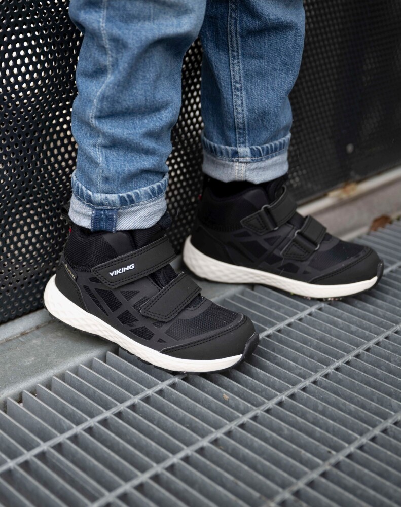 Viking Veme Reflex 2V Mid GTX Sneakers Black/White 27 » Best Pris på ...